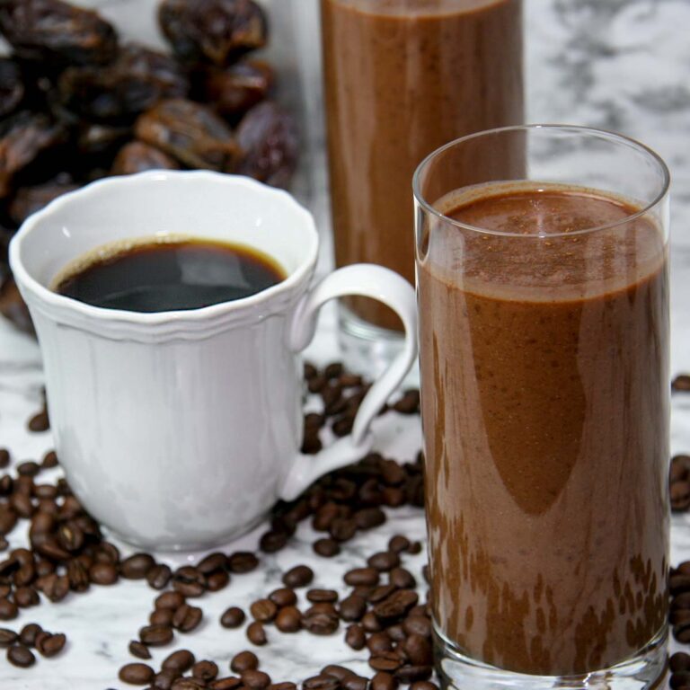 Mayan Mocha Smoothie (Coffee & Chocolate) - Our Sweetly Spiced Life